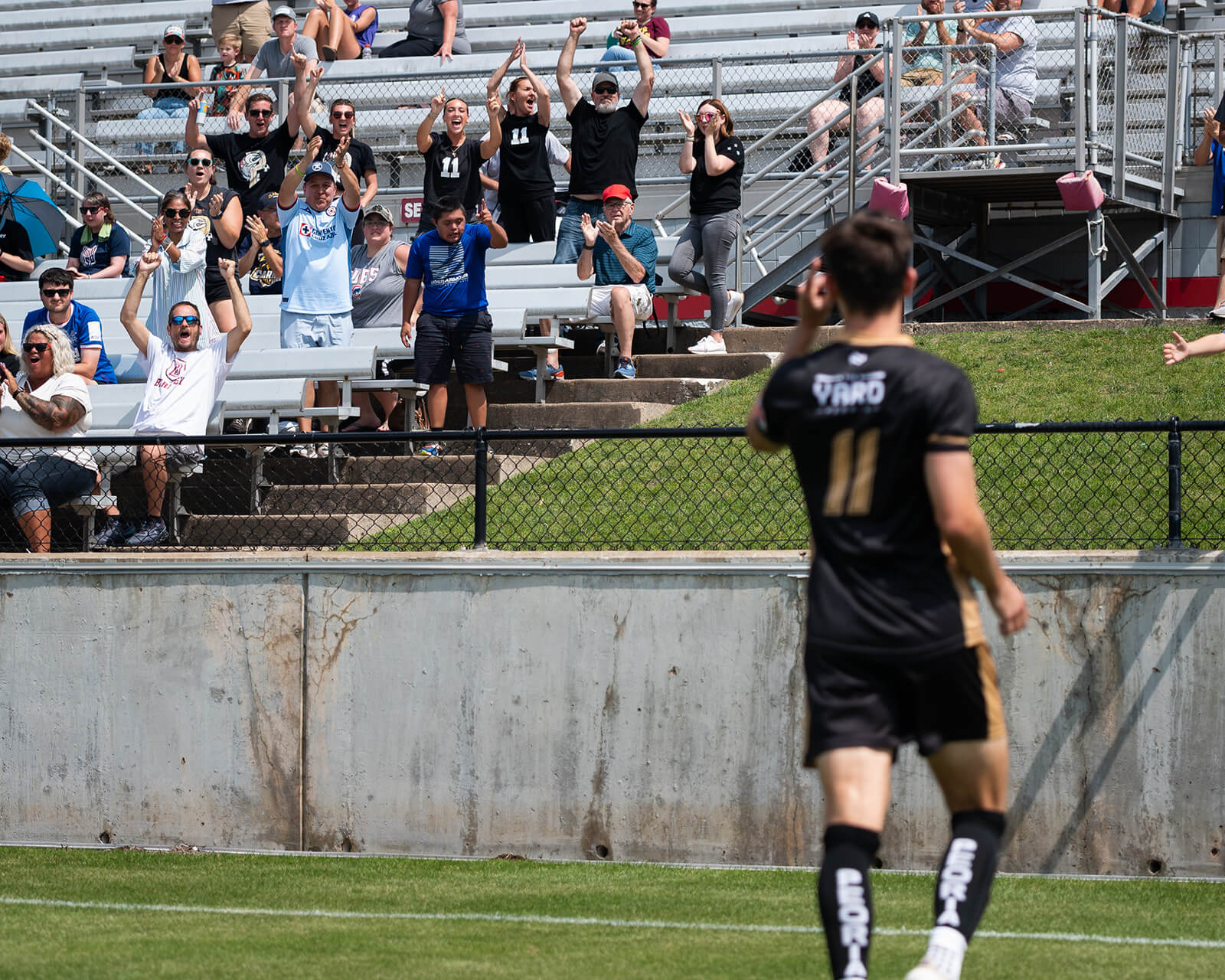 Peoria City dominates in National Semifinal with 5-1 victory over ...